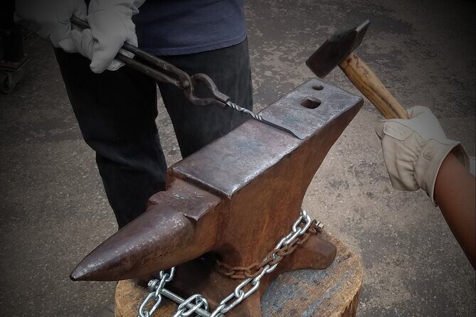 2 Hour Blacksmithing Experience in Niagara (Craft Class/Activity) - The Sum Up
