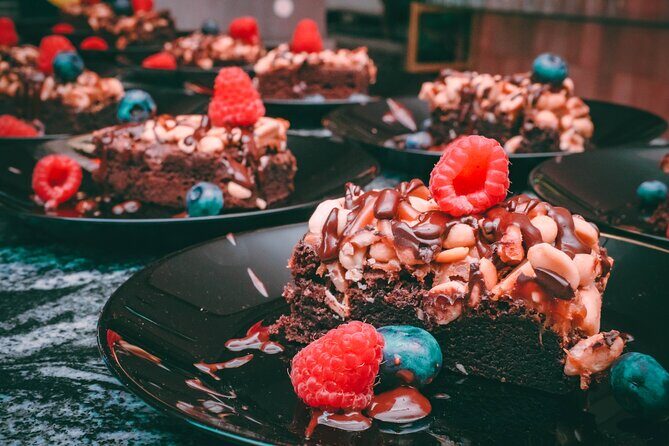 2 Hour Bottomless Brunch Experience with 3 Course Meal And Drinks - Why It Works for Different Travelers