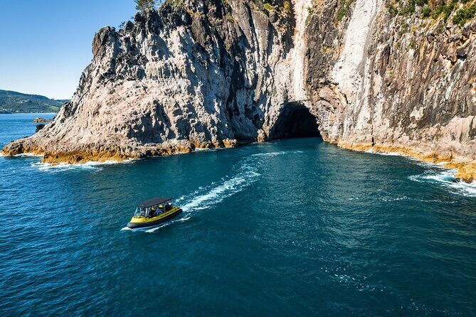 2 Hour Cathedral Cove and Volcanic Coast Cruise with Shade Canopy - Introduction to the Cathedral Cove and Volcanic Coast Cruise