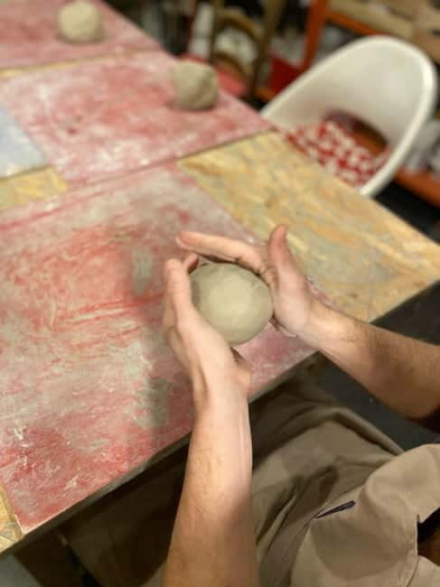 2-hour Ceramics Workshop in downtown Viterbo - Why Choose This Ceramics Workshop?