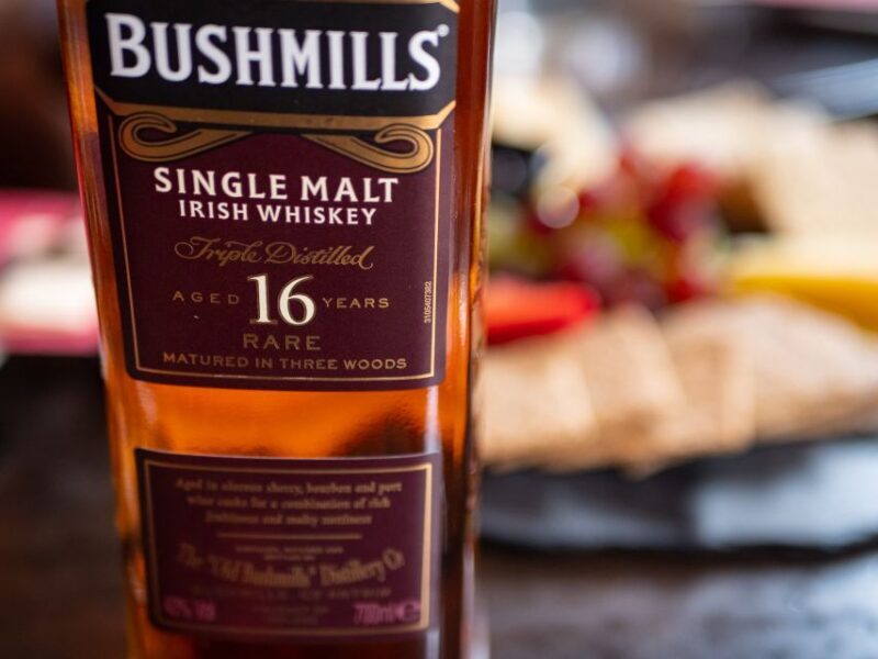2-Hour Deluxe Whiskey & Food Tasting - An In-Depth Look at What This Tour Offers