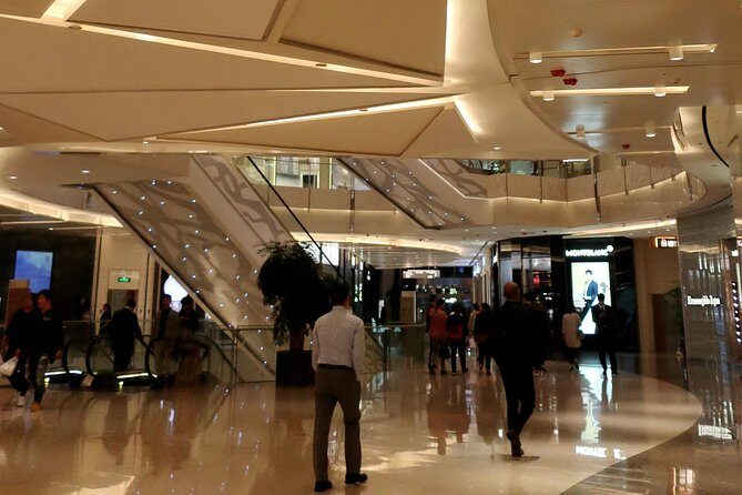 2-Hour Evening Walking Tour in Shanghai: Lookup Skycrapers With City Master - FAQ