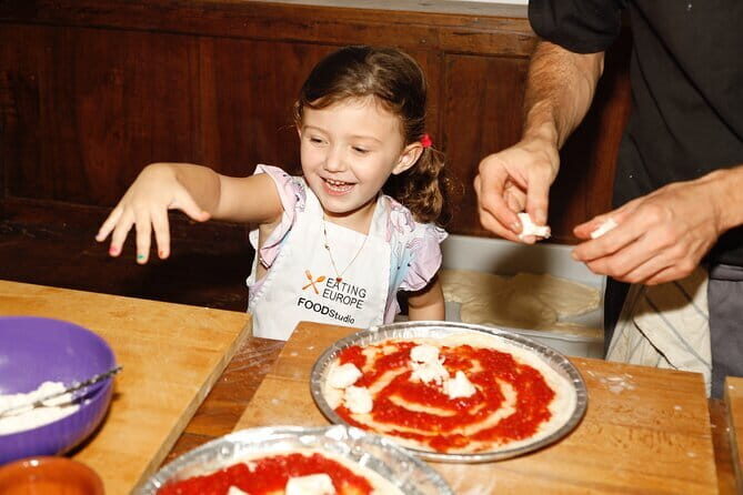 2 Hour Florence Pizza and Gelato Small Group Guided Cooking Class - Key Points