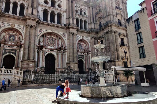 2-Hour French Guided Walking Tour in Malaga - Final Thoughts