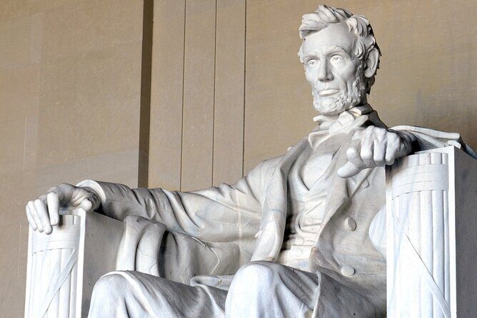 2 Hour Holiday Treasures Christmas Private Tour in Denver - A Detailed Look at Denver’s Holiday Treasures