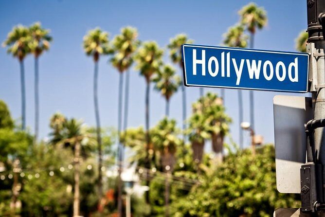 2-Hour Hollywood Bus Tour - The Sum Up