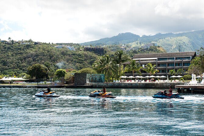 2-hour Jet Ski outing in Puna'auia - The Scenic Highlights