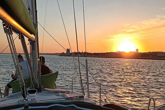 2-Hour Lisbon Sunset Sailing Tour - An In-Depth Look at the Lisbon Sunset Sailing Tour
