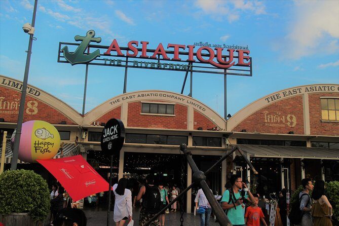 2-Hour Luxury Bangkok Royal Princess Dinner Cruise - FAQ