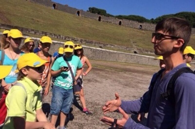 2-Hour Pompeii Child-Friendly Tour - Key Points