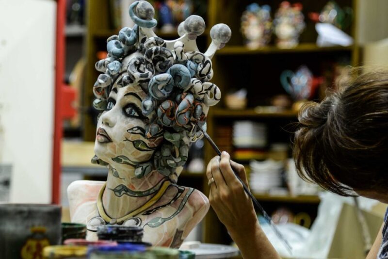 2-Hour Pottery Making Workshop in Ragusa - Key Points