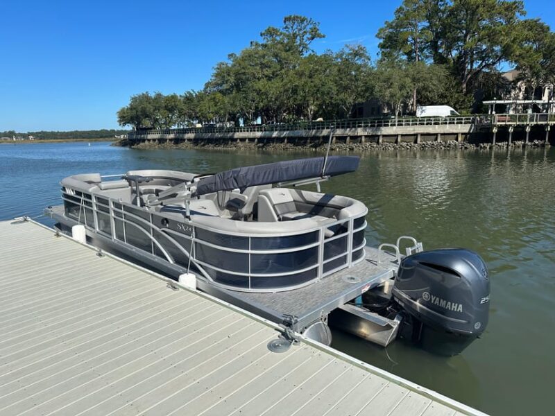 2 Hour Private 24 ft. Luxury Pontoon Hilton Head Boat Rental - The Perfect Fit: Who Will Enjoy This?