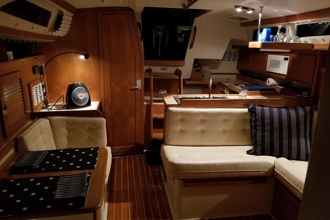 2-Hour Private Hilton Head Afternoon Dolphin Watching Sail - Authenticity and the Local Touch