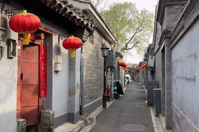 2-Hour Private Hutong Waking Tour with Peking Duck - What You Can Expect at Each Stop