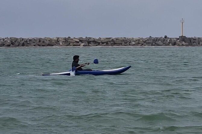 2 Hour Private Kayaking at Port City of Colombo - Who Should Consider This Experience