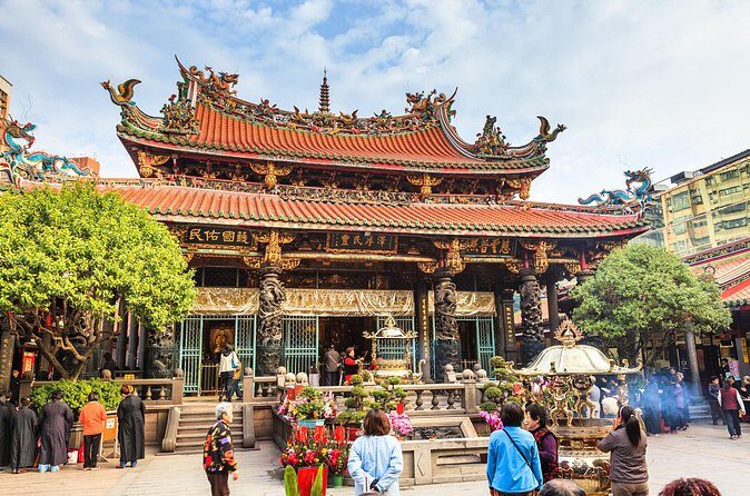 2-Hour Private Longshan Temple Walking Tour - Final Thoughts: Is This Tour Right for You?