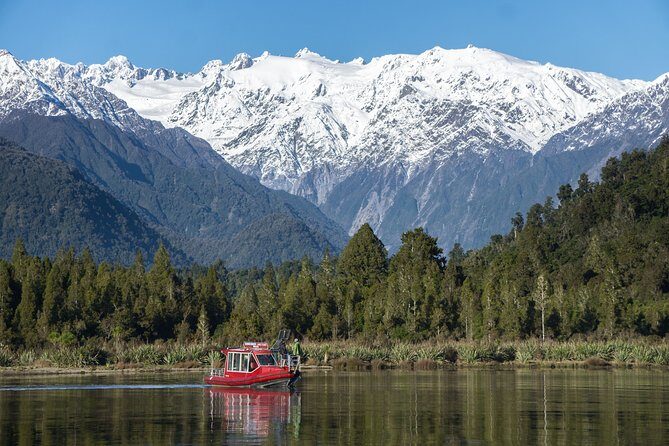 2-Hour Scenic Cruise in Lake Mapourika - An In-Depth Look at What to Expect