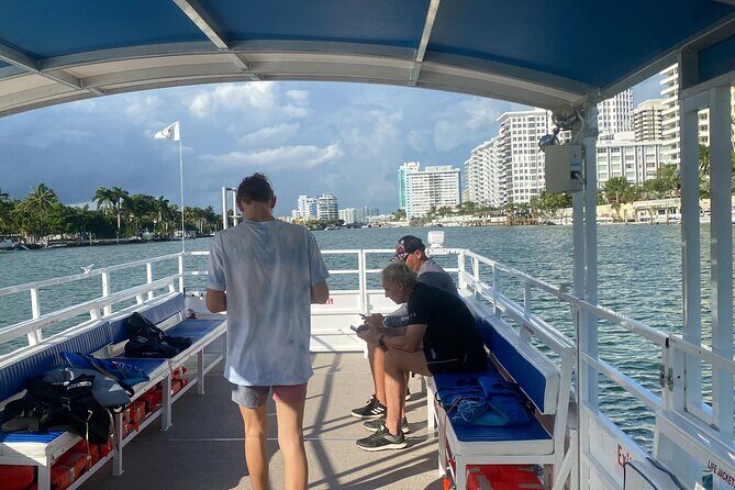 2-Hour South Beach Private Pontoon Boat with Captain at Sunrise or Sunset - FAQ