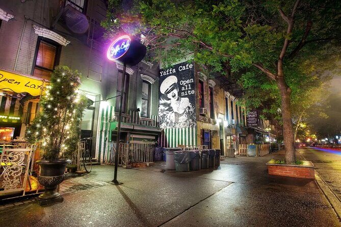 2-Hour Spanish Nightlife Guided Walking Tour of Greenwich Village - Who Should Sign Up?