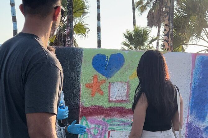 2 Hour Spray Paint in Famous Venice Art Walls - Key Points