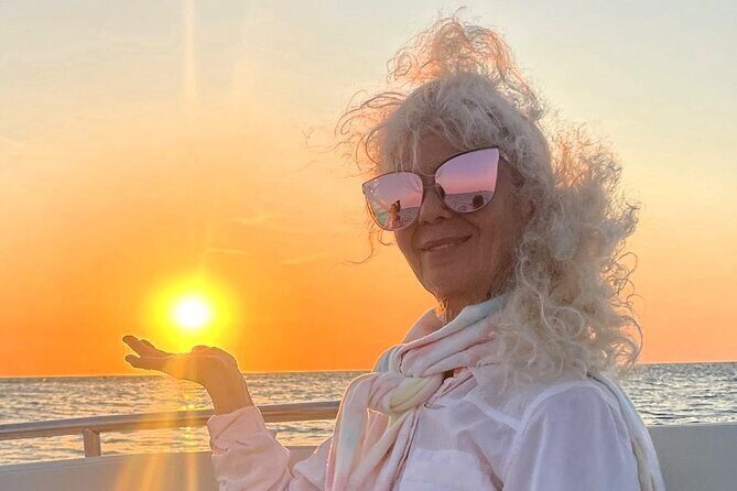 2 Hour Sunset Cruise in Madeira Beach - Key Points