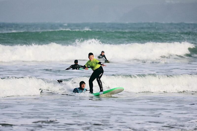 2 hour Surf Experience In Newquay - Private Family Lesson - Who Should Consider This Tour?