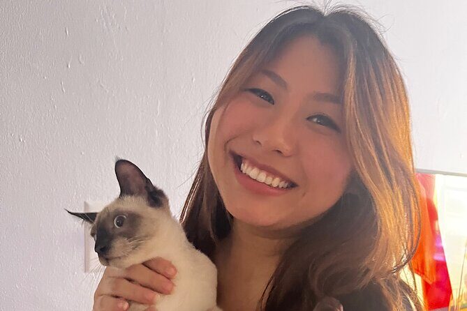 2-Hour Terrarium Making Experience with Cats in New York - Who Should Consider This Tour?