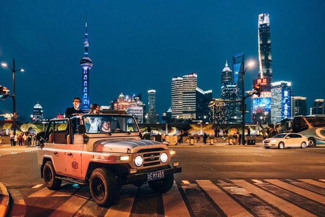 2-Hour The Chic Jeep Night Tour in Shanghai City - A Deeper Look Into the Itinerary