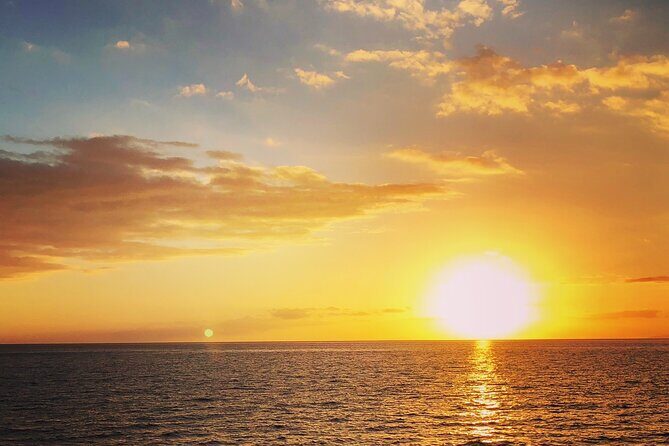 2 hour Tiki Pub Sensational Sunset Cruise (Adults only) - What You Get for the Price: Is it Worth It?