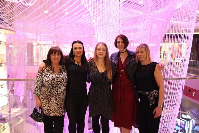 2-Hour Vegas Strip Walking Tour with Photos,Champagne & Vintage Vegas Goody Bags - The Itinerary: What to Expect at Each Stop