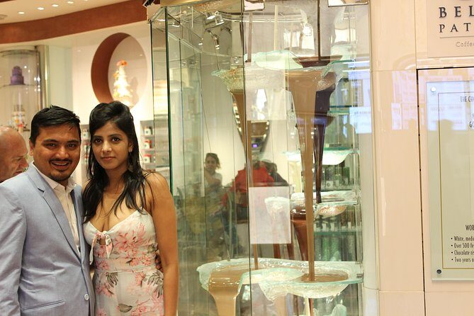 2-Hour Vegas Strip Walking Tour with Photos,Champagne & Vintage Vegas Goody Bags - Practical Tips for Travelers