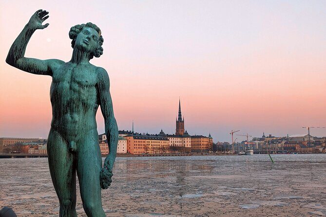 2-Hour Walking Tour Stockholm (Old Town and Surroundings) - Authentic Experience and Insider Tips