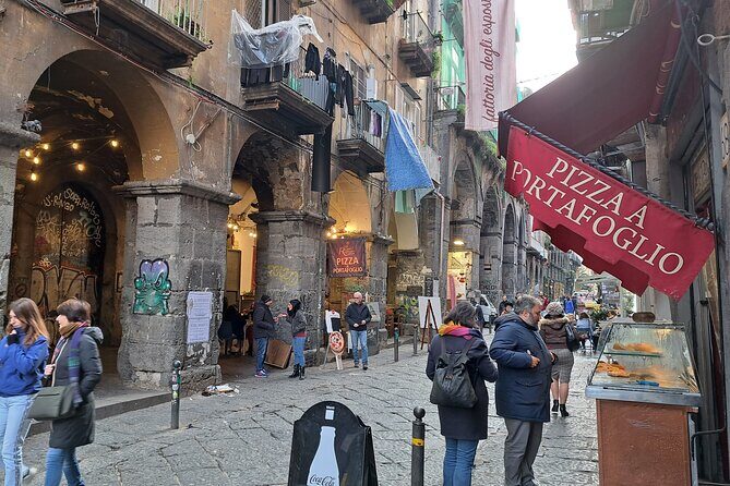 2 Hours and a Half Guided Tour in the Historic Center of Naples - The Unique Charm of Via San Gregorio Armeno