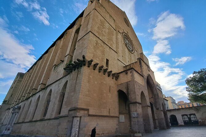 2 Hours and a Half Guided Tour in the Historic Center of Naples - The Duomo and the Miracle of San Gennaro