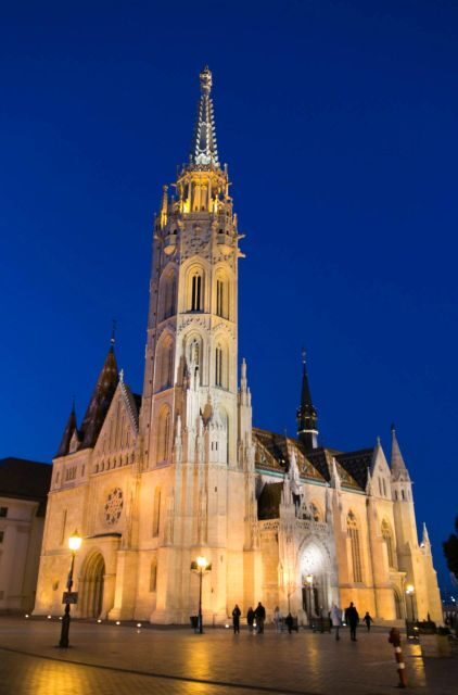 2 Hours Buda Castle Walking Tour - Walk with a Historian - What’s Included and What’s Not