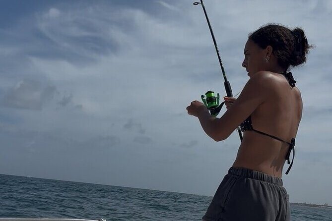2 Hours Miami Private Fishing Experience - The Sum Up