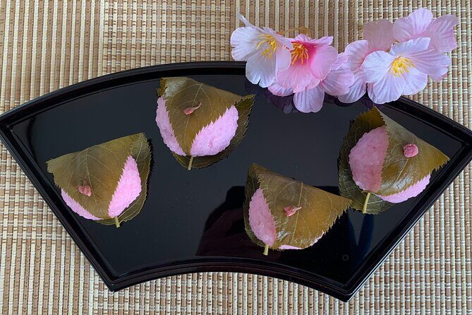 2 Hours Mochi &Nerikiri Making & Matcha Class in Bunkyo - Who Should Consider This?