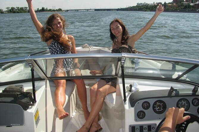2 Hours Private Boat Tour Como - The Experience in Practice
