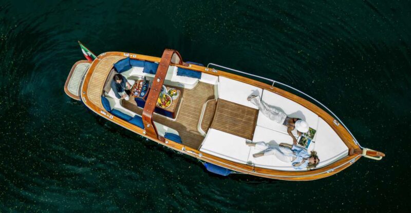 2 hours Private Boat Tour on Como Lake Bellagio (Wood Boat) - A Closer Look at the Lake Como Private Boat Tour