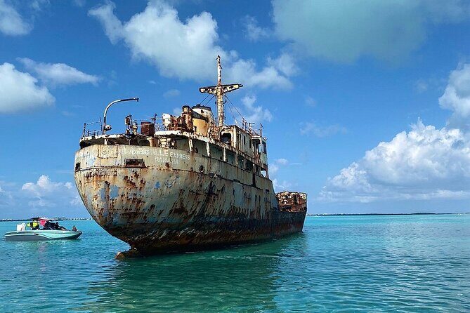 2-Hours Private Charter Tour in Turks and Caicos - The Sum Up