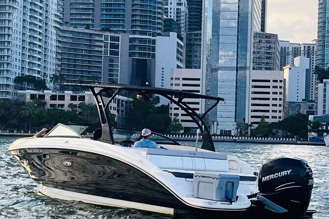 2-Hours Private Miami Boat Tour With Champagne - A Deep Dive into the Private Miami Boat Tour