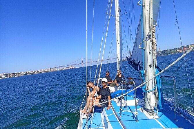 2 Hours Private Sailing in Lisbon - Unique Aspects of the Experience