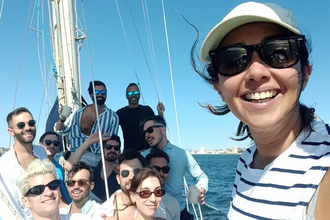 2 Hours Private Sailing in Lisbon - Authentic Experience in a Nutshell