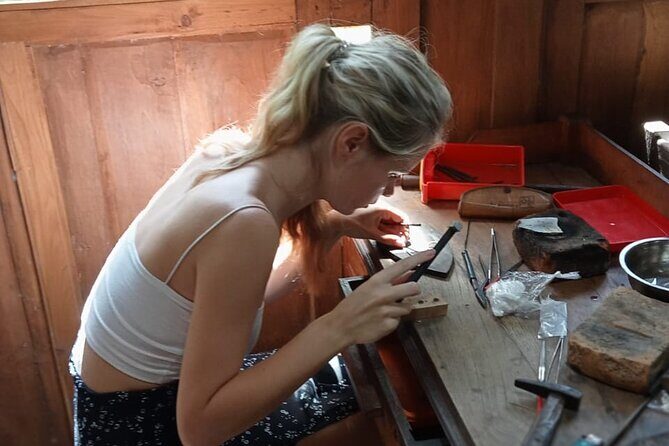 2 Hours Silver Jewelry Class in Celuk Art Village - An Introduction to Balinese Silver Art