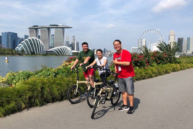 2 Hours Sunset Bike Tour and Garden Rhapsody Show - FAQs