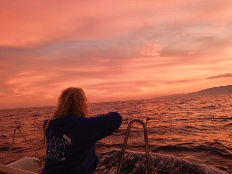 2 hours sunset sailing in a sailboat in Platja d'Aro - Stunning Sunset and Coastal Views