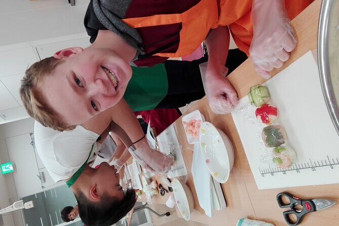 2 hours sushi class - Additional Options for the Curious