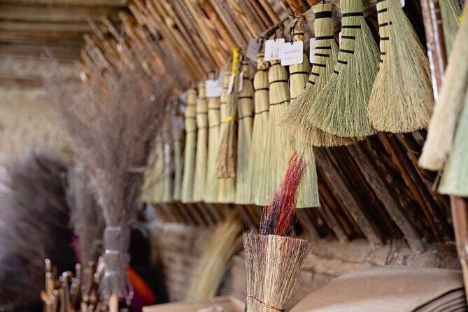 2 Hours Tour in La Balaiterie Sweeper's House - What the Tour Entails