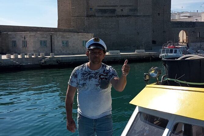 2 hours tour on boat to Polignano a mare - An In-Depth Look at the 2-Hour Boat Tour Experience