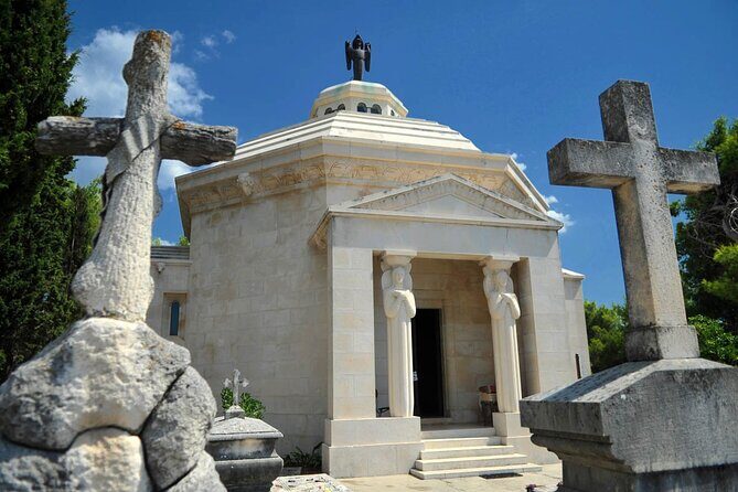 2 hrs Guided Tour to CAVTAT a Small Place for Great Art - Introduction to Cavtat’s Creative Spirit